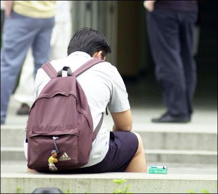 Young, jobless and defeated - The Korea Times