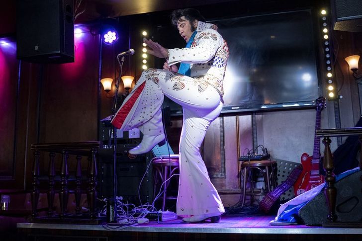 All Shook Up: Norwegian Elvis impersonator sets world record - The ...