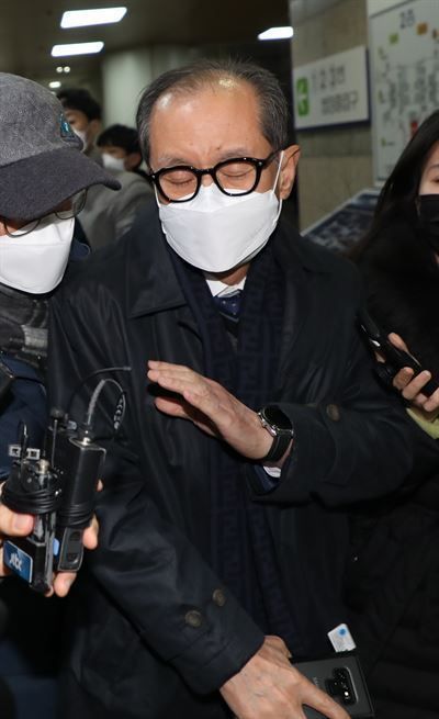 Two former executives acquitted in humidifier cleaner deaths case - The ...