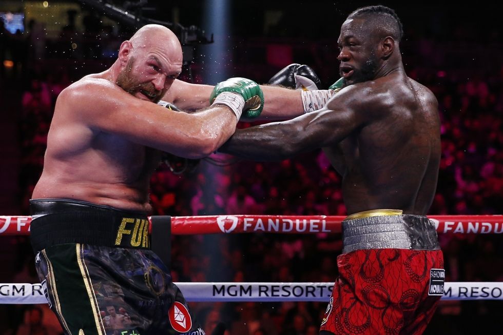Fury stops Wilder in 11th in another heavyweight thriller - The Korea Times