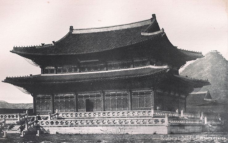 'Let there be light' for Joseon Court - The Korea Times