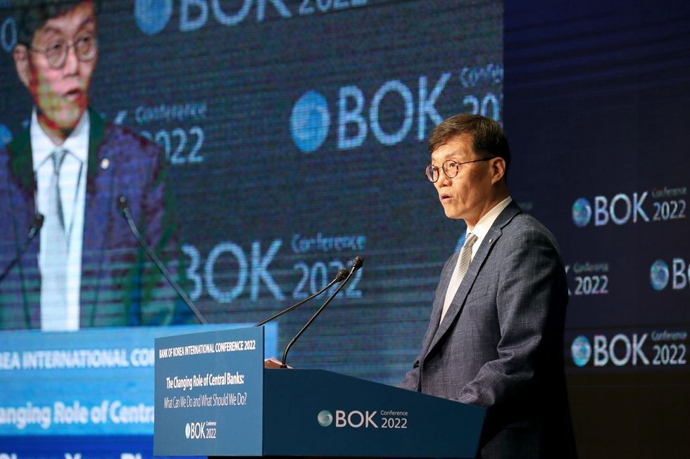 BOK, state pension fund to open currency swap line to ease dollar ...