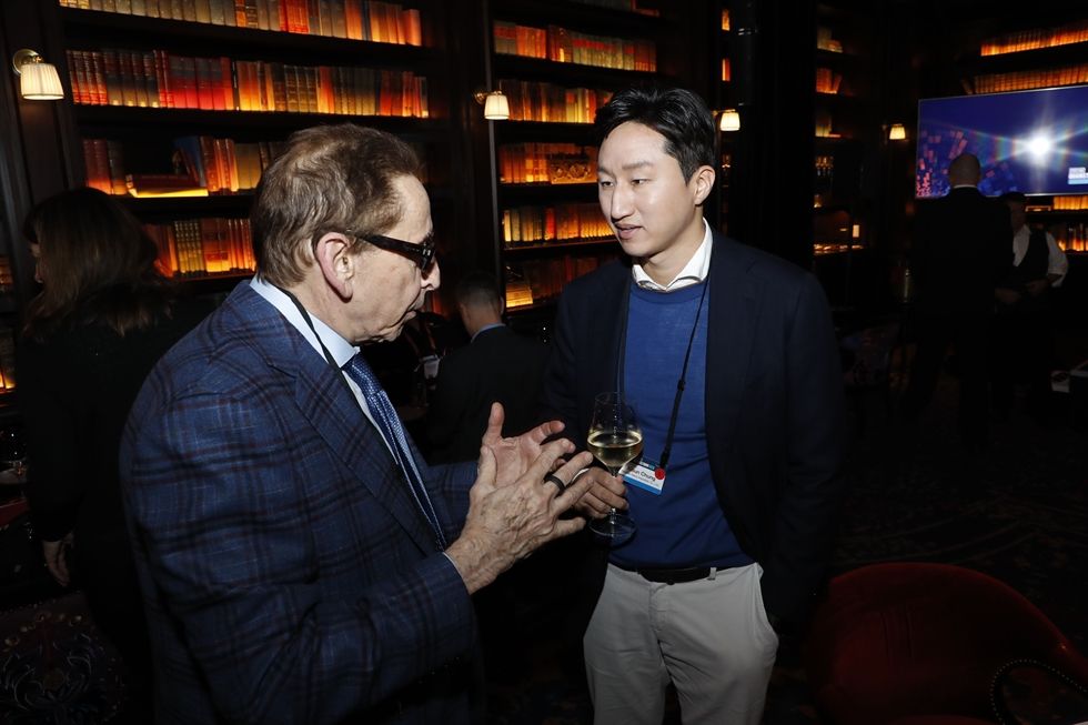 HD Hyundai president meets AccuWeather founder - The Korea Times