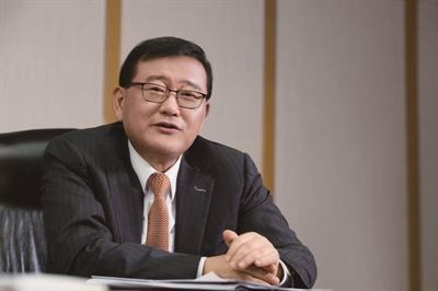 Proxy adviser opposes reappointment of HL Group chairman as director ...