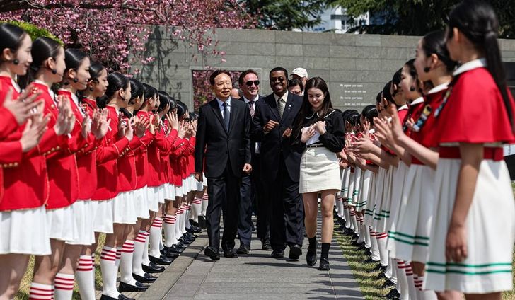 BIE delegates inspect Busan - The Korea Times