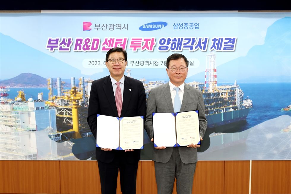 Shipbuilders expand benefits for foreign workers - The Korea Times