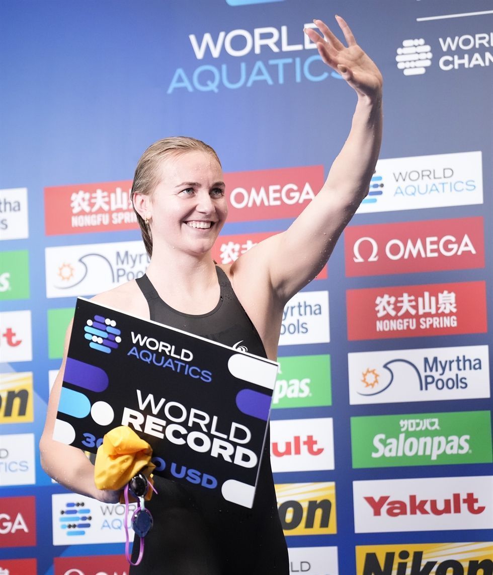 Titmus shatters world record to win 400m freestyle gold at worlds - The ...