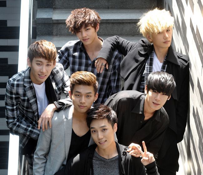 Leader speaks after boy band vanishes - The Korea Times
