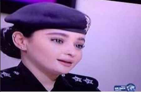 Female Kuwaiti military officer becomes Internet star - The Korea Times