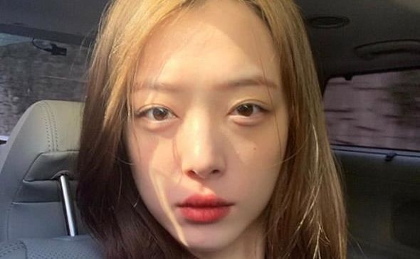 K-pop star Sulli found dead: police - The Korea Times