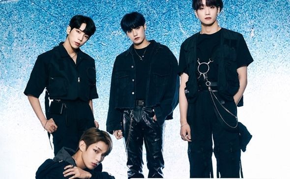 K-pop boy group LUMINOUS debuts with first album, 'YOUTH' - The Korea Times