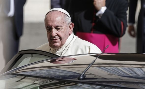 Pope all smiles at first public audience in 6 months, appeals for ...