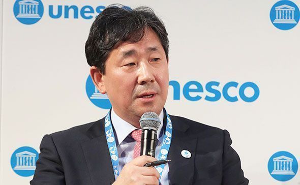 'Heavy-handed' government stirs debate - The Korea Times
