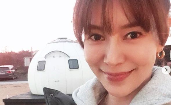 Actress Kim Hye-ri praised as past good deeds come to light - The Korea ...