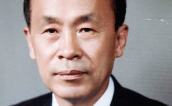 Alzheimer's-suffering founder of Hankuk Fiber turns himself in for ...