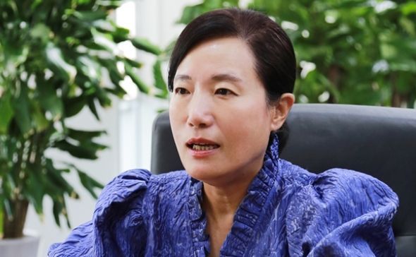 Women bring competitive edge with 'rainbow leadership': KB Securities ...