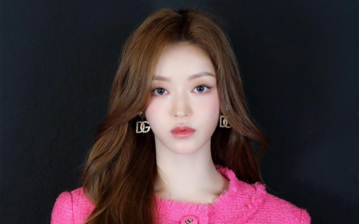 YooA soars to new heights with new solo album 'Borderline' - The Korea ...