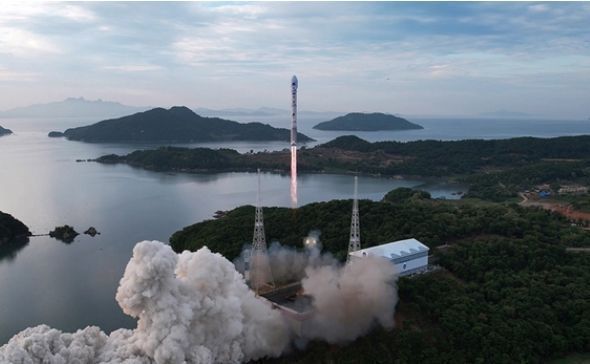 Pyongyang seeks to portray rocket as science effort by admitting ...