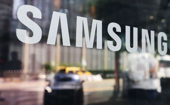 Samsung to use recycled material in all new mobile products by 2025 ...